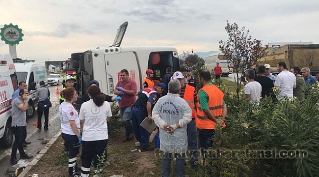 Manisa'da Feci Kaza! Yolcu Otobüsü Devrildi - Güncel - Türkiye Haber Ajansı Manisa'da Feci Kaza! Yolcu Otobüsü Devrildi - Güncel - Türkiye Haber Ajansı